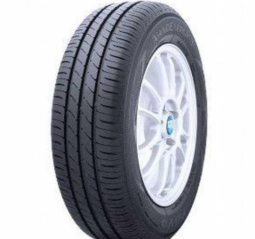 Toyo NanoEnergy 3 205/60 R16