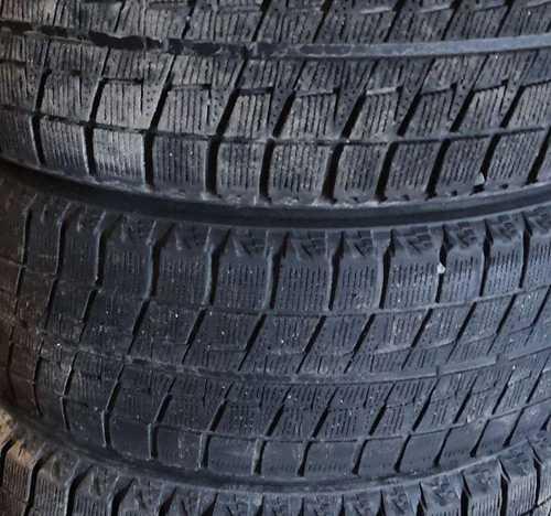 Bridgestone Blizzak Revo2 215/60 R17