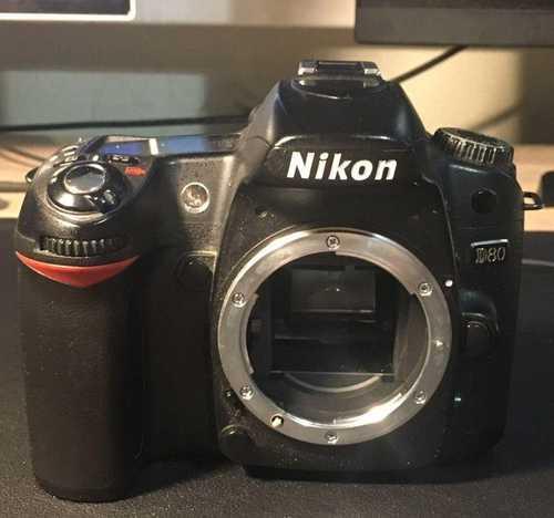 Зеркальный фотоаппарат Nikon d80 (body)