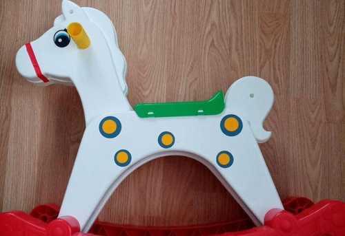 Детская игрушка качалка лошадка