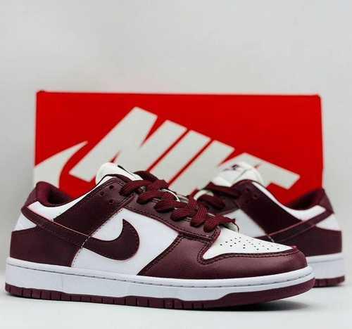 Кроссовки Nike dunk low retro team Red