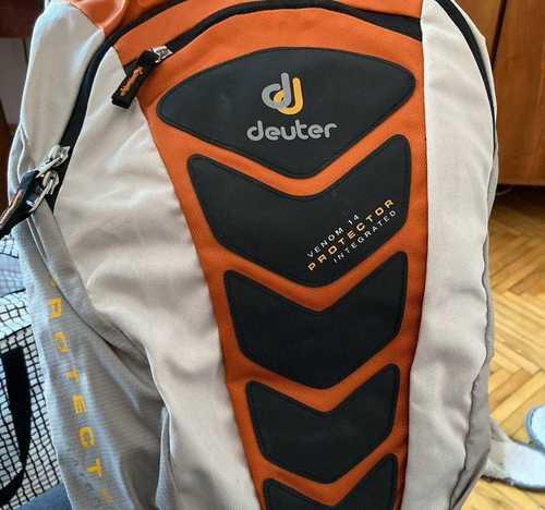 Deuter venom 14 рюкзак для защиты спины