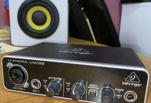 Звуковая карта Behringer u-phoria umc22