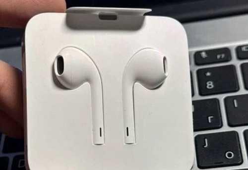 Оригинальные наушники Apple EarPods Lightning