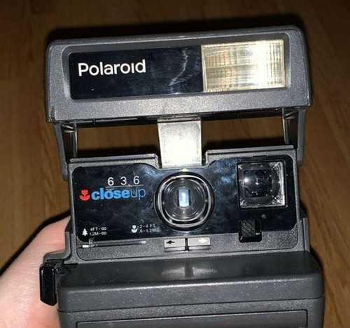 Плёночный фотоаппарат Polaroid 636