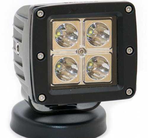 Прожектор 9-32v 12W 4SMD 70x70mm дальний