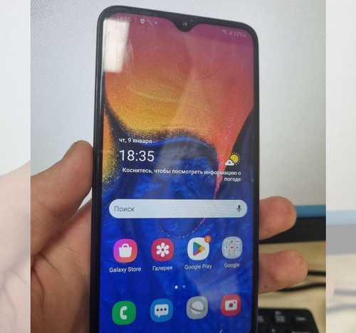 Samsung Galaxy A10, 2/32 ГБ