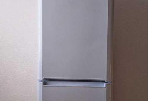 Холодильник indesit ib160r