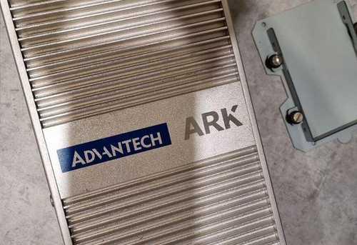 Промышленный компьютер ARK-3380 и 3390 Advantech