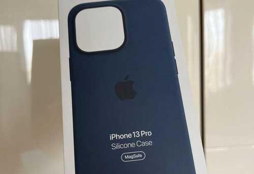 Оригинальный чехол на iPhone 13 Pro (не max)