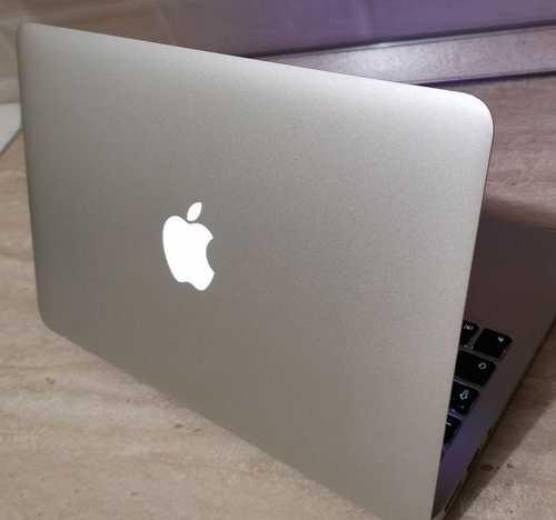 Apple MacBook Air 11.6 2015/i5