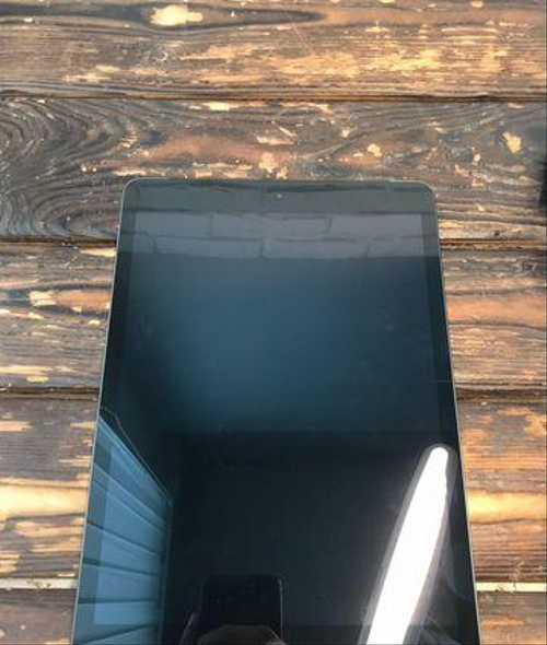 Планшет Apple iPad 7 2019 128GB (арт. 40057)