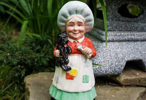 Royal Doulton статуэтка Old mother Hubbard, Англия