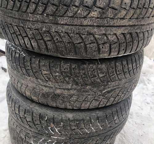 Gislaved Nord Frost 5 235/65 R17 108T