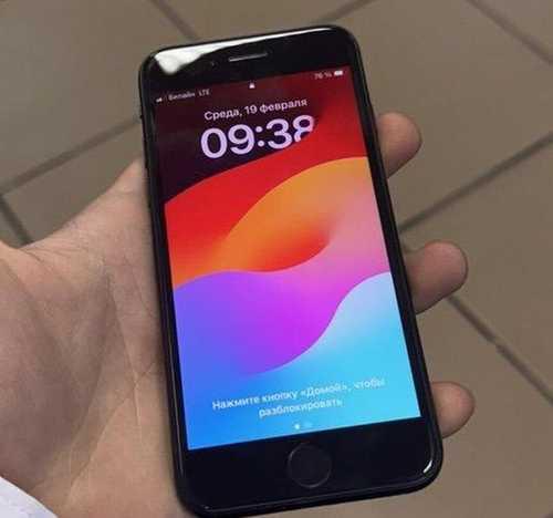 iPhone SE (2020), 64 ГБ