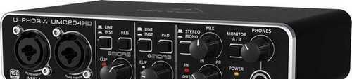 Аудиоинтерфейс Behringer umc204hd