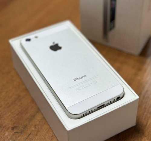 iPhone 5, 16 ГБ