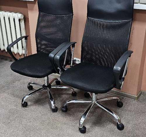 Компьютерное кресло chair riva