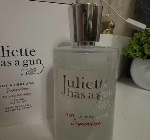 Juliette HAS A GUN not a perfume superdose