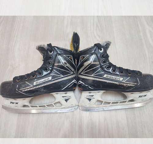 Коньки хоккейные bauer supreme 1s YTH