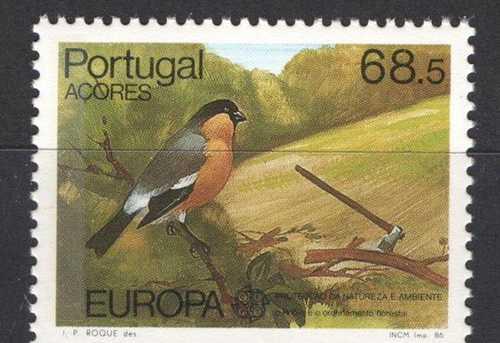 Португалия, Азоры (Portugal) 1986. Птица, топор