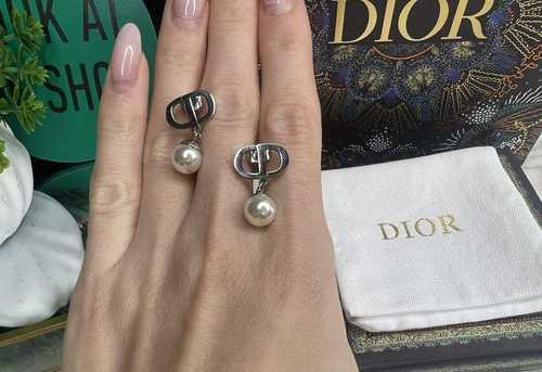 Серьги Christian Dior