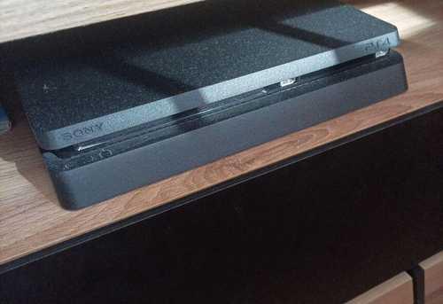 Sony PS4 slim 500гб с 2 геймпадами