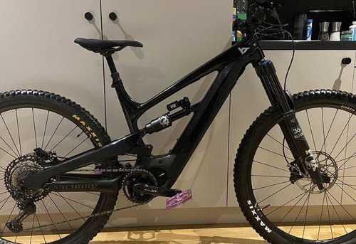 YT Decoy carbon 29' e-bike enduro L size