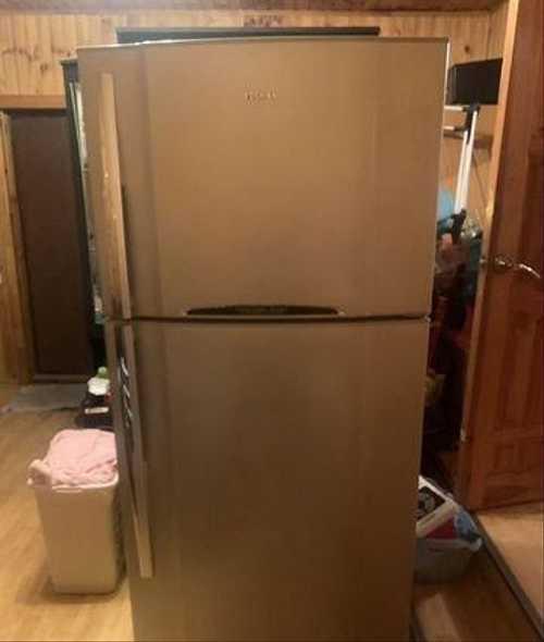Холодильник Toshiba GR-R74RDA