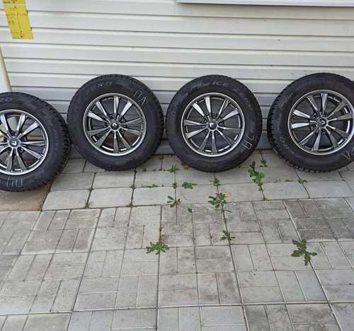 Зимние колеса 215/65/R16 (Duster, Kaptur, Arkana)