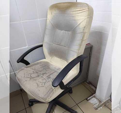 Стул офисный