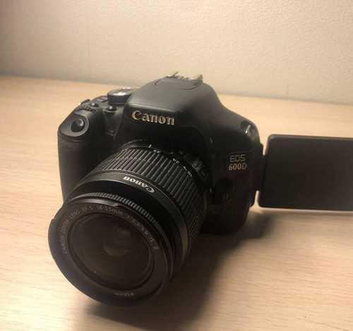 Зеркальный фотоаппарат canon eos 600d с объективом