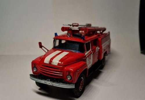 Модель пожарной машины ац-40(130) ЗИЛ 130 1:43
