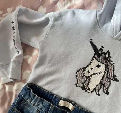 Джинсы Zara 122, худи Abercrombie