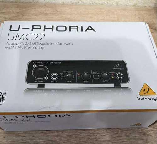 Внешняя аудиокарта Behringer U-phoria umc22