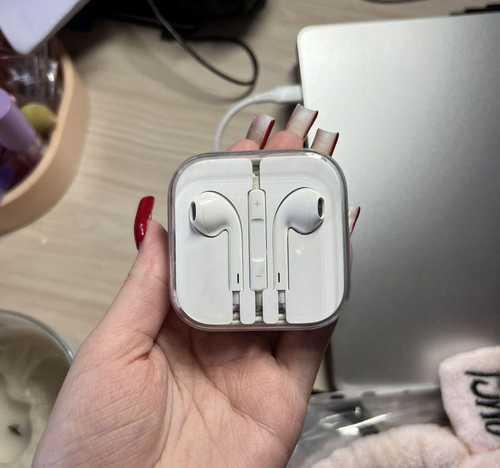 Наушники apple earpods проводные