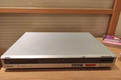 DVD плеер Sony RDR-GX310