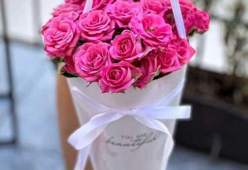 Розовые розы в сумочке купить в Ростове