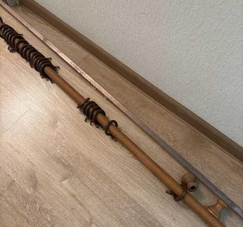 Карниз деревянный двухрядный