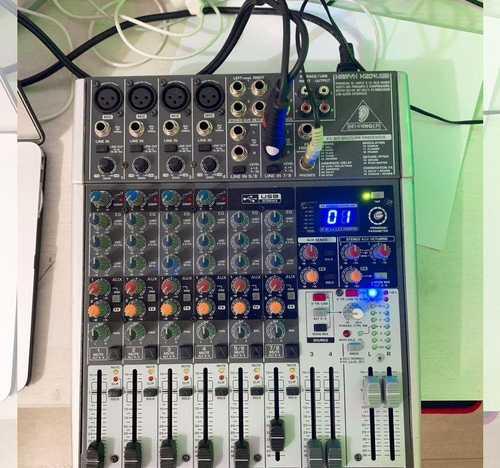 Микшерный пульт behringer x1204usb