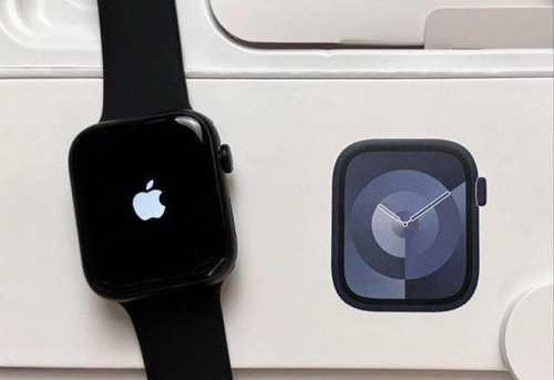 Apple Watch 9 45mm (С яблоком при включении)