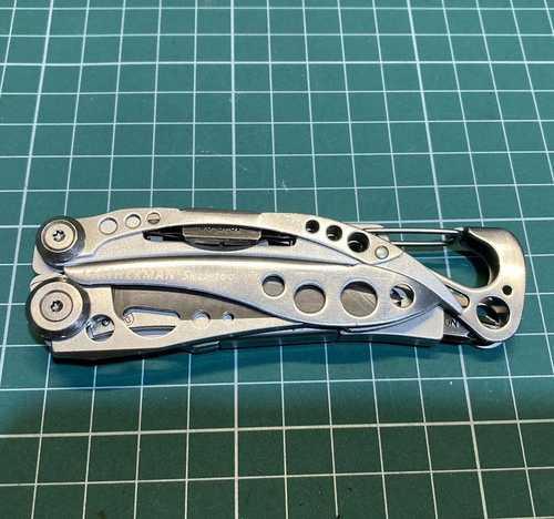 Мультитул leatherman skeletool