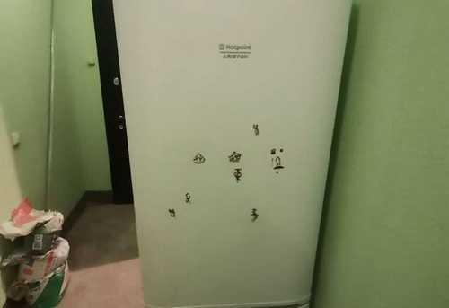 Холодильник Ariston rmba 1185.LV 022