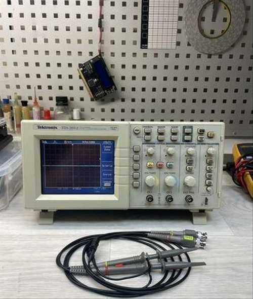 Осциллограф Tektronix TDS2012