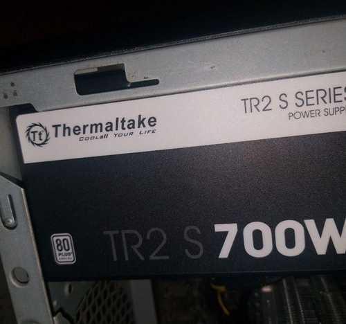 Блок питания thermaltake 700w