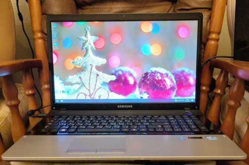 Samsung NP300 17" i3-2350M 2.3Ghz/8Gb/1256SSD/3Gb