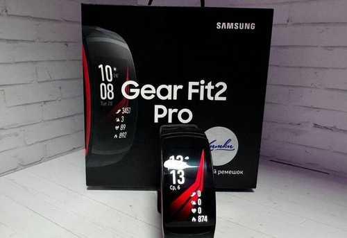 Часы Samsung Gear Fit 2 Pro