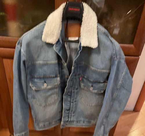 Джинсовая курта levis warm M
