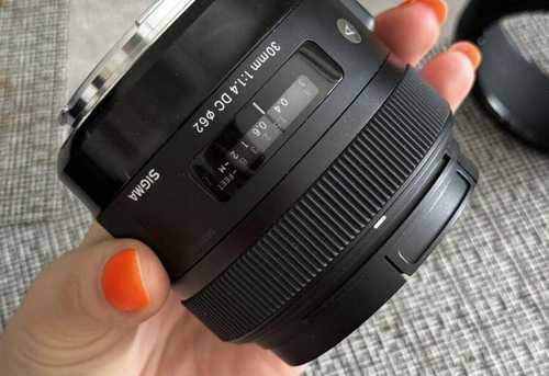 Объектив Sigma AF 30mm f/1.4 DC Art Canon EF-S