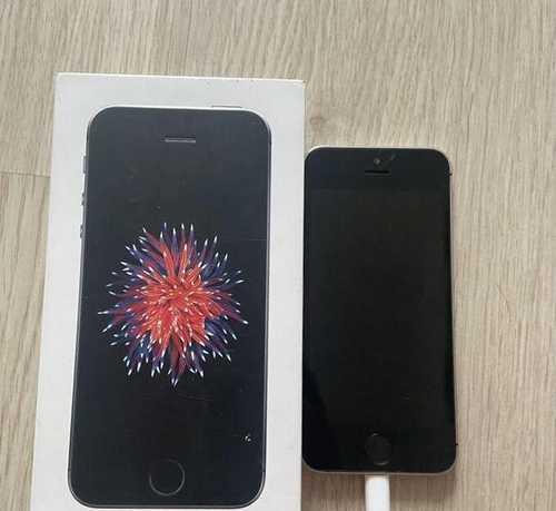iPhone SE 2016 32gb space gray